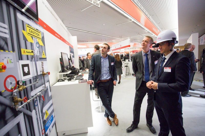 Fujitsu Creates "Workplace Anywhere" And Everywhere! - Profit From IoT ...
